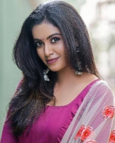 Roshini Haripriyan Photos: Latest HD Images, Pictures, Stills & Pics ...