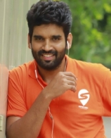 சுரேஷ் ரவி (Suresh Ravi): திரைப்படங்கள், வயது, பயோடேட்டா, புகைப்படங்கள் ...