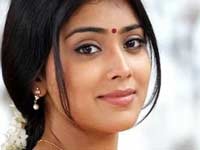 Shreya replaces Trisha - Filmibeat