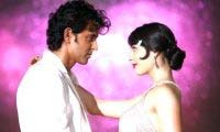 Bollywood Reviews | Zoya Akhtar | Luck By Chance Review | Farhan Akhtar ...