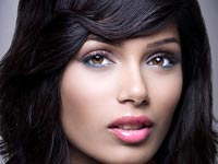 Freida Pinto | International Sensation | Slumdog Millionaire | Rohan ...