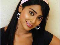 Actress Shriya Saran | Vipassana | Pokkiri Raja | Mammootty | Movie ...