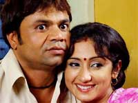 Masti Express | Bollywood Reviews | Rajpal Yadav | Johny Lever | Divya ...