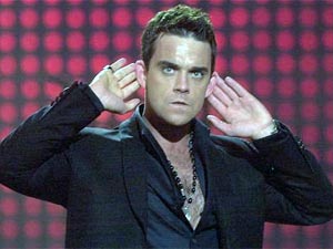 Robbie Williams upsets family audience - Filmibeat