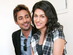 Varun Sandesh breaks Shraddha Das' heart! - Filmibeat