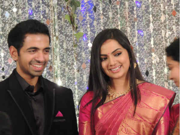 Samvrutha Sunil | Akhil Raj | Wedding Reception | Pictures - Filmibeat