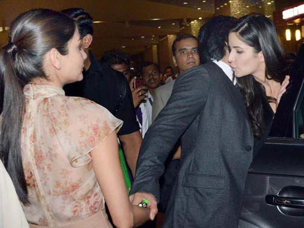 Shahrukh Khan | Katrina Kaif | Anushka Sharma | Mumbai Airport | Jab ...