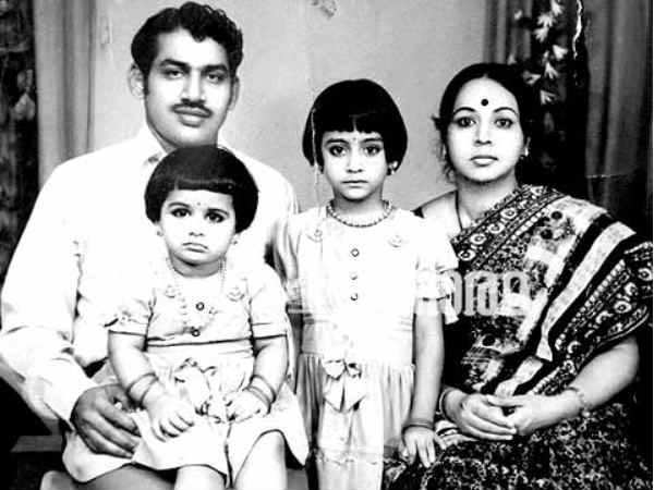 Vidya Balan | Birthday | Rare Pictures | New years Eve - Filmibeat