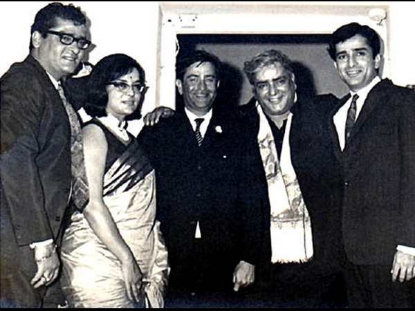 Rare | Unseen | Pictures | Kapoor Family - Filmibeat