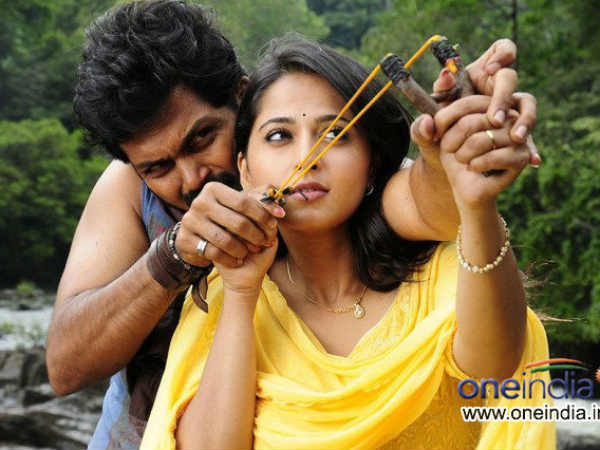 Alex Pandian Review | Karthi | Anushka Shetty | Tamil Movie Reviews ...