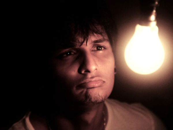 David Movie Review | Vikram | Jeeva | Tamil Movie Reviews - Filmibeat