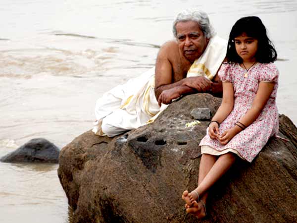 Manjadikuru | Controversy | Anjali menon | Kerala Film Chamber - Filmibeat