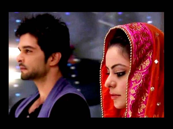 Honge Juda Na Hum Muskaan Dresses