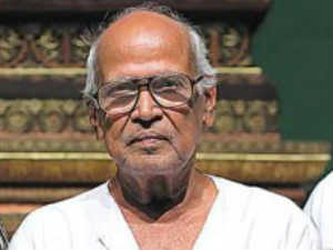 Telugu Director Bapu | Conferred VVDM Award | Vishwa Vikyata Dharshaka ...