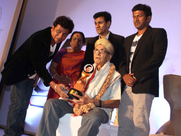 PB Srinivas Death | Sandalwood Mourns - Filmibeat