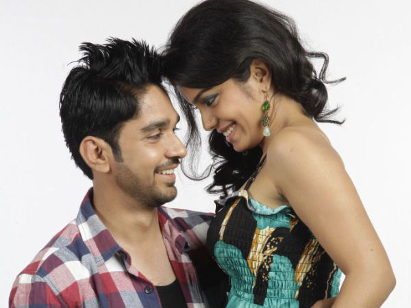 Parari Movie Review | KM Chaitanya | Bullet Prakash - Filmibeat