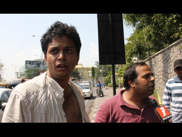 Ram Charan Teja Manhandled Two People Telugu Actor Roadside Fight Filmibeat