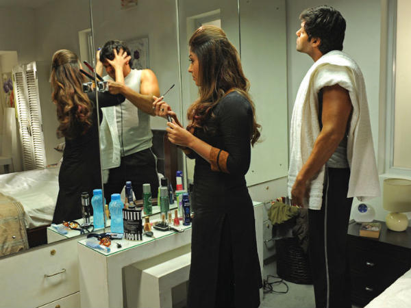 Raja Rani Teaser | Nayantara | Arya | Bollywood - Filmibeat