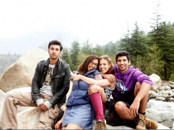 Yeh Jawaani Hai Deewani | YJHD Box Office | 2 Days Collection | Ranbir ...