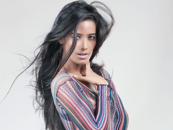 Nasha Movie Review | Nasha Film Review | Nasha Review | Poonam Pandey ...