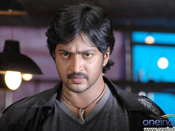 Aryan Rajesh | Busy Baby Around - Filmibeat