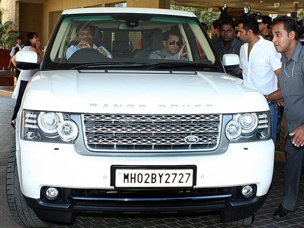 Salman Khan | Angry | Customer Service | Range Rover | Twitter ...