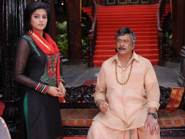 Chandi Movie Review | Chandee Review | Priyamani Sarathkumar | V ...