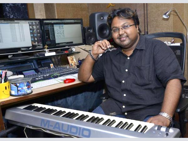 D Imman | Tamil Movie Manam Kothi Paravai | Director Pradeep Raj ...