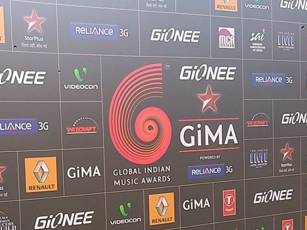 GiMA 2014: Stage Set For Ceremony: Pre-Event Pics - Filmibeat