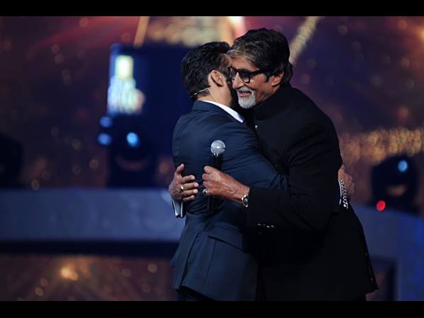 Salman Khan | Shahrukh Khan | Salman Shahrukh Hug | Star Guild Awards ...