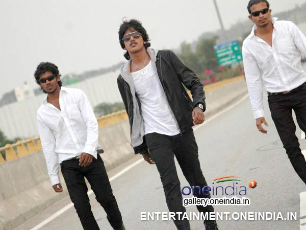 Crazy Star Movie Review | Ravichandran Priyanka Upendra | Director V ...