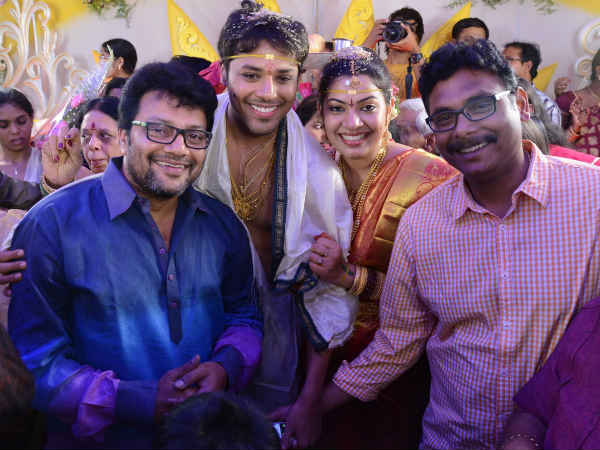 Pictures: Geetha Madhuri, Krishna Nandu's Wedding - Filmibeat