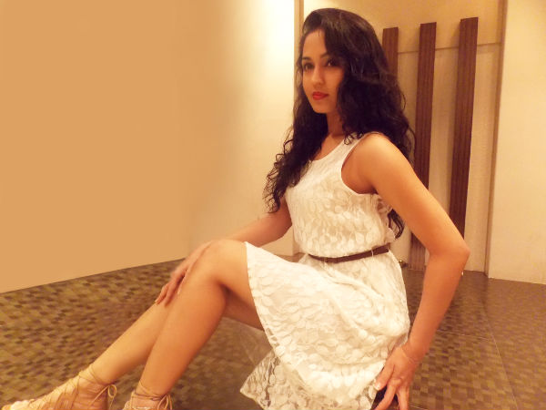 Actress Gazala Returns; See Her Latest Pics - Filmibeat