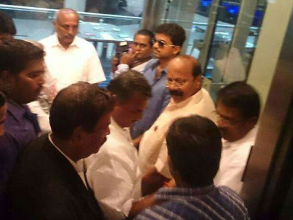 Photos: Vijay Meets Narendra Modi - Filmibeat