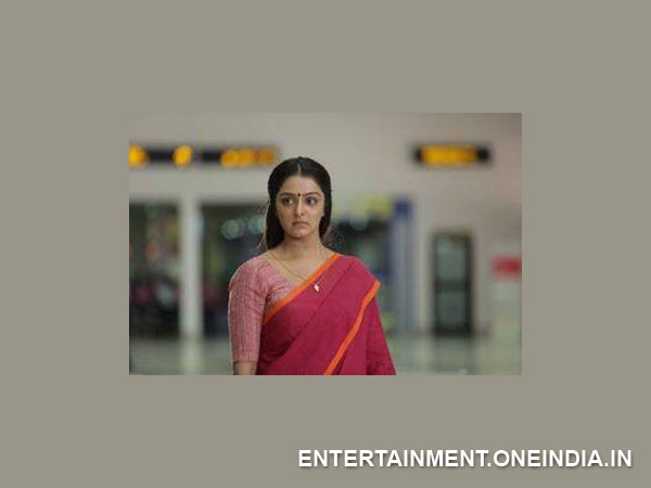 See Pics: Manju Warrier In How Old Are You - Filmibeat