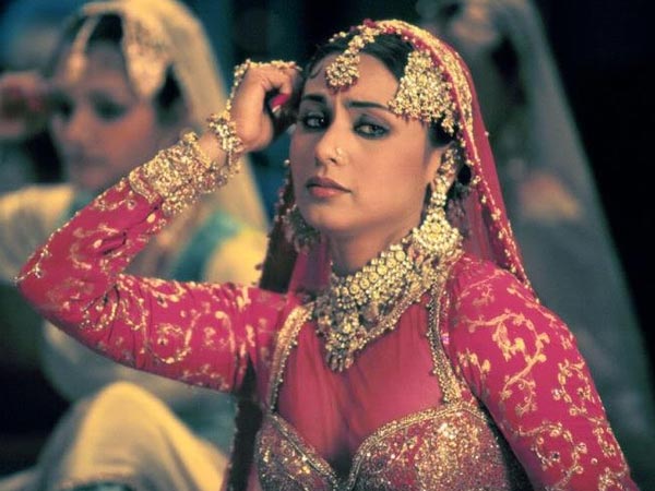 Mujra Actress Photo | Mujra Songs | Mujra Songs Bollywood | Mujra Songs ...