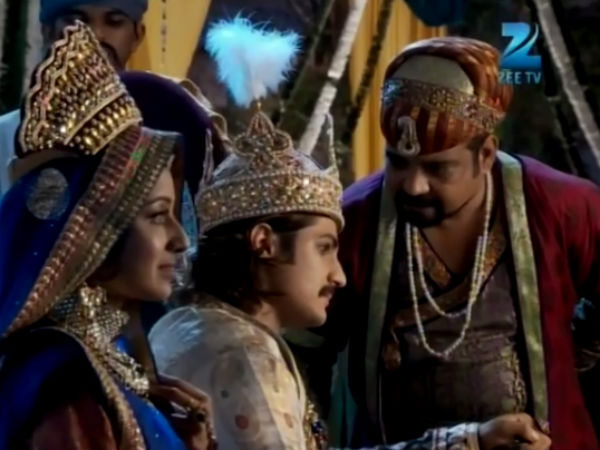 Jodha Akbar 23rd May Written Episode | Rukhaiya Pregnancy News Spoils ...
