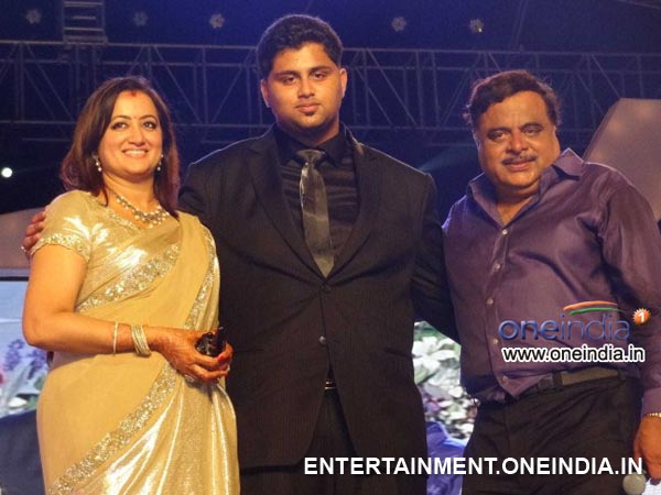 Ambareesh Birthday Specail | Rebel Star Ambareesh 62 Birthday - Filmibeat