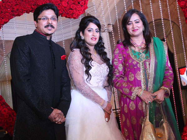 Photos: Ravichandran, Yogaraj Bhat At Roopa Iyer, Gautham Wedding ...