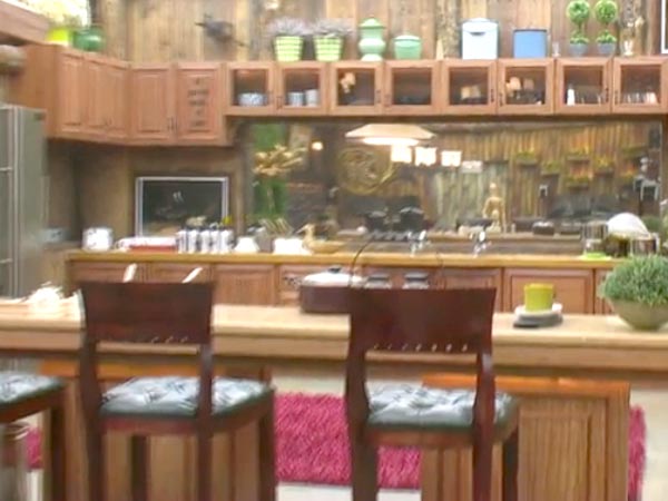 See Photos Sneak Peak Into Actual Bigg Boss 8 House | Bigg Boss 8 House ...