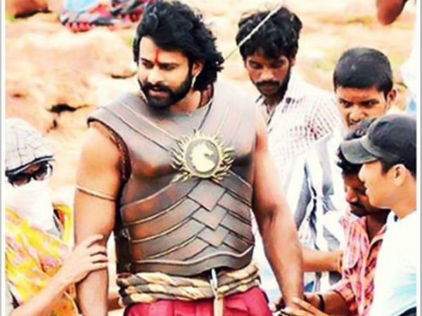 Prabhas's Baahubali At Comic Con, Hyderabad - Filmibeat