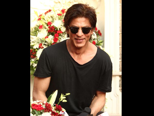 Shahrukh Khan | Shahrukh Khan 49th Birthday Celebrations | Shahrukh ...