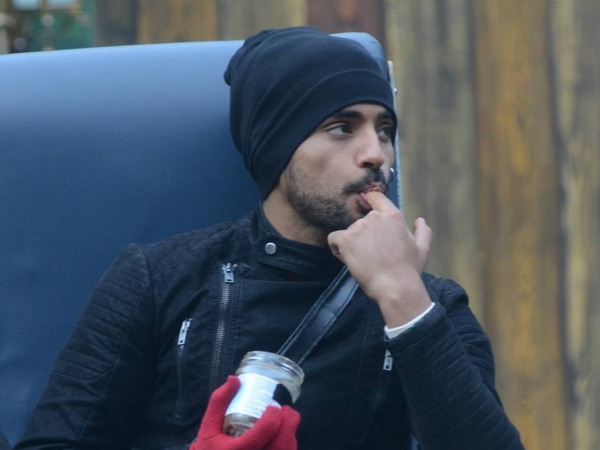 Bigg Boss 8 Gautam Gulati Beats Karishma Tanna At Hijack Task Bigg