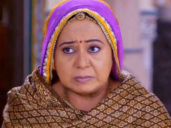 Diya Aur Baati Hum | Will Sandhya Catch | Meenakshi Emily - Filmibeat