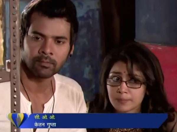 Kumkum Bhagya | Abhi At Neel Gunpoint | Will Pragya Save Him - Filmibeat