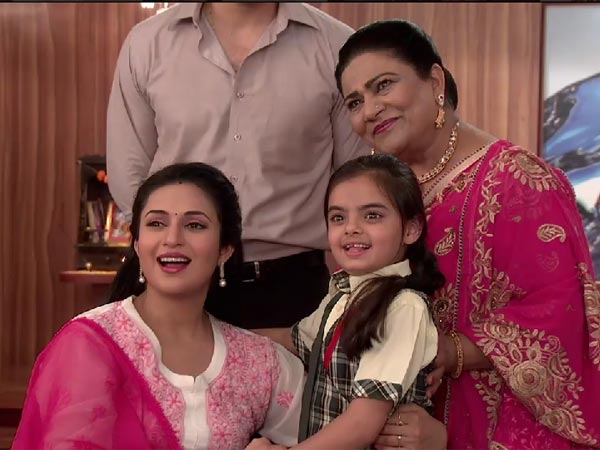 Yeh Hai Mohabbatein Ruhi And Aditya Back To Ishita Raman Finally | Ruhi ...