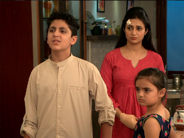 Yeh Hai Mohabbatein Finally Raman Ishita Adi And Ruhi Make A Happy ...