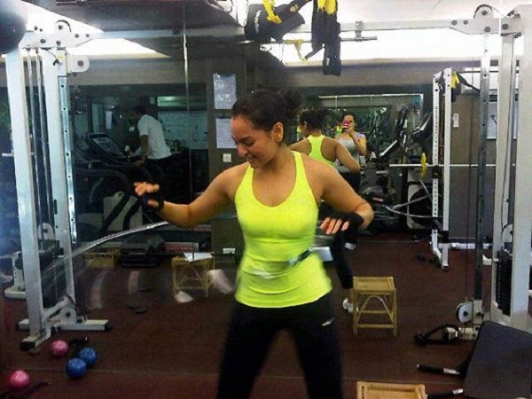 Bollywood Actresses Workout | Bollywood Actresses Workout Pics ...