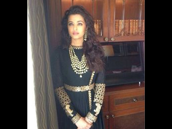 Unseen Pictures | Jazbaa | Star | Aishwarya Rai Bachchan | Looked | Hot ...