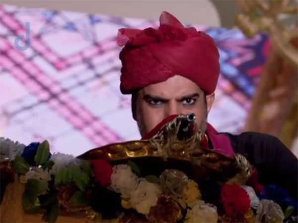 Ek Tha Raja Ek Thi Rani | Royal Engagement Ranaji Shot After Placing ...